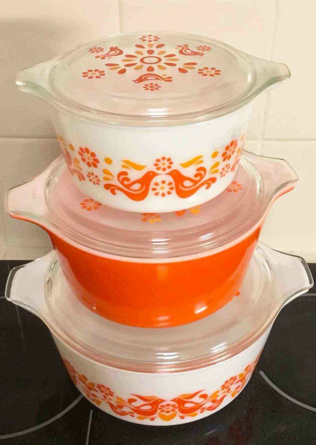 Vintage Pyrex Dishes & Mixing Bowls: Collectors & Just For Fun