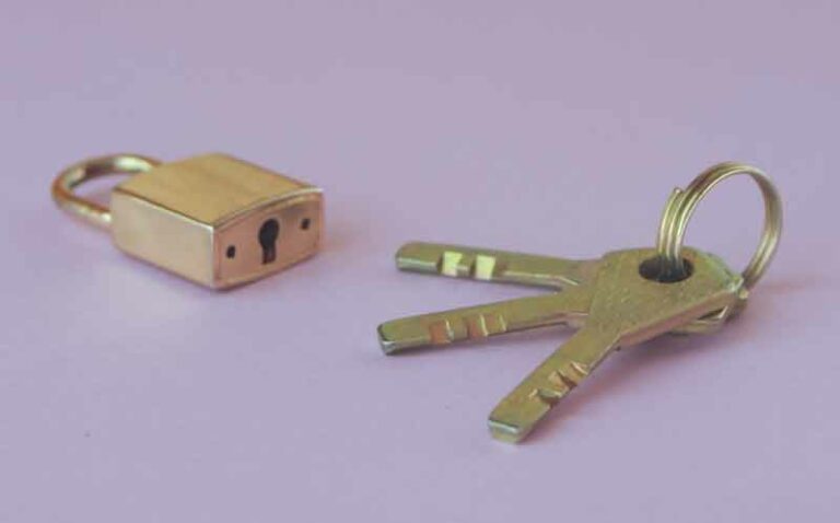 11 Types of Vintage Keys and How to Identify Them | Resalvaged